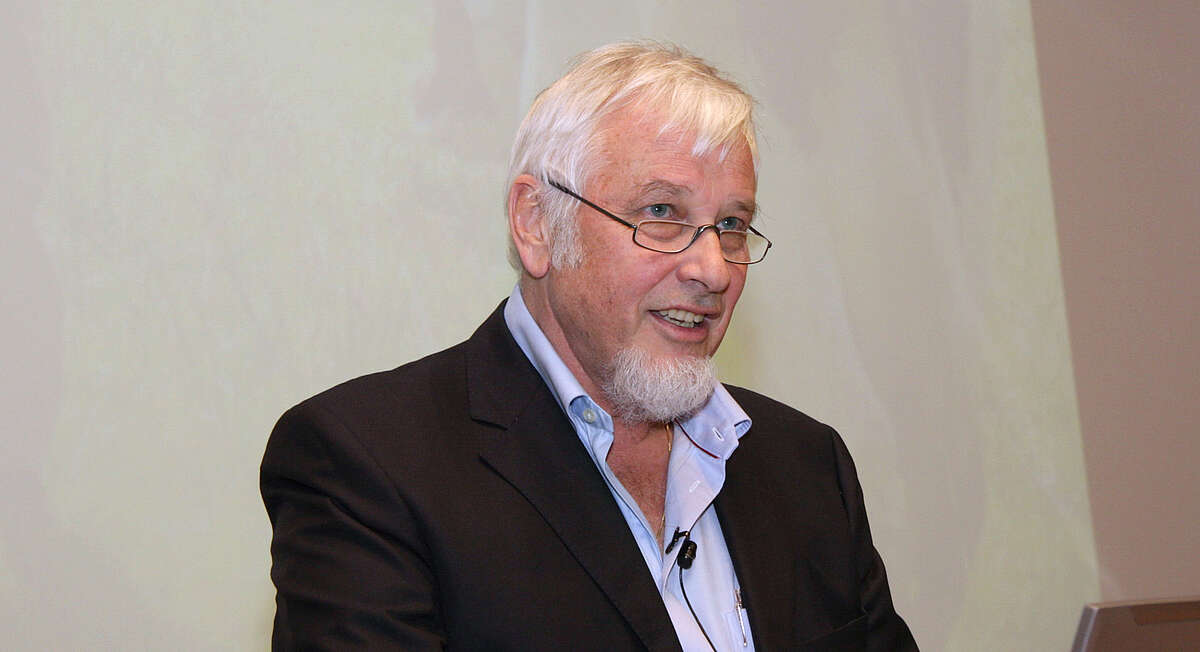 Obituary for Ueli Aebi (1946–2025) - Biozentrum
